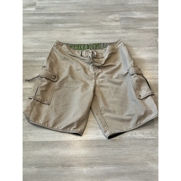 Quiksilver | Shorts | Mens Y2k Quicksilver Beige Embroidered Surf ...